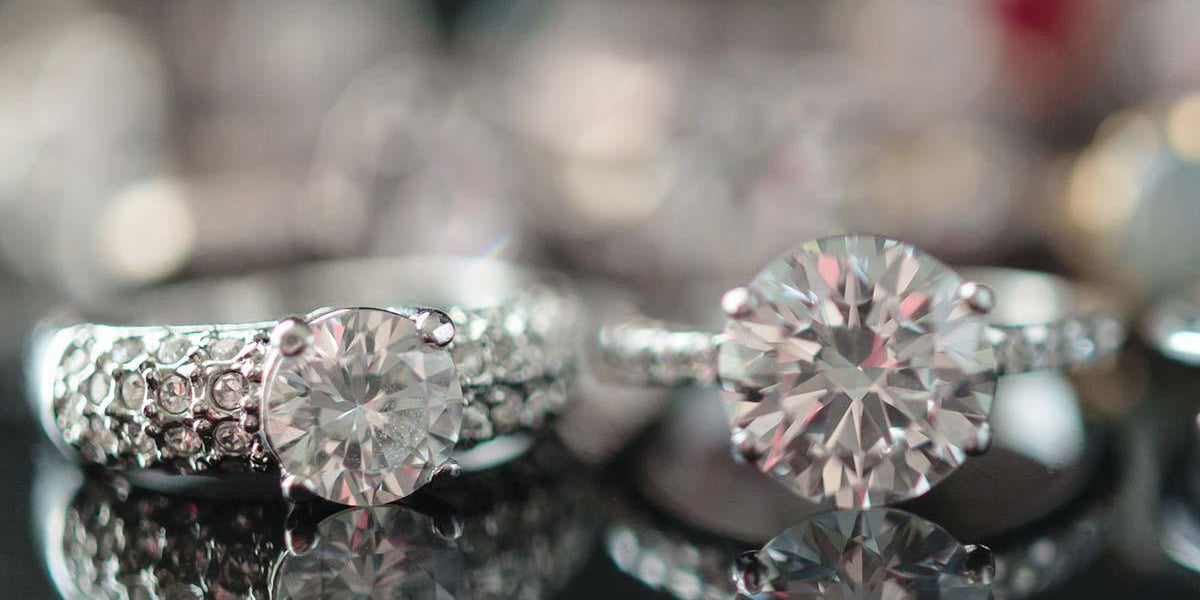 Exploring the Latest Trends in Engagement Rings for 2024