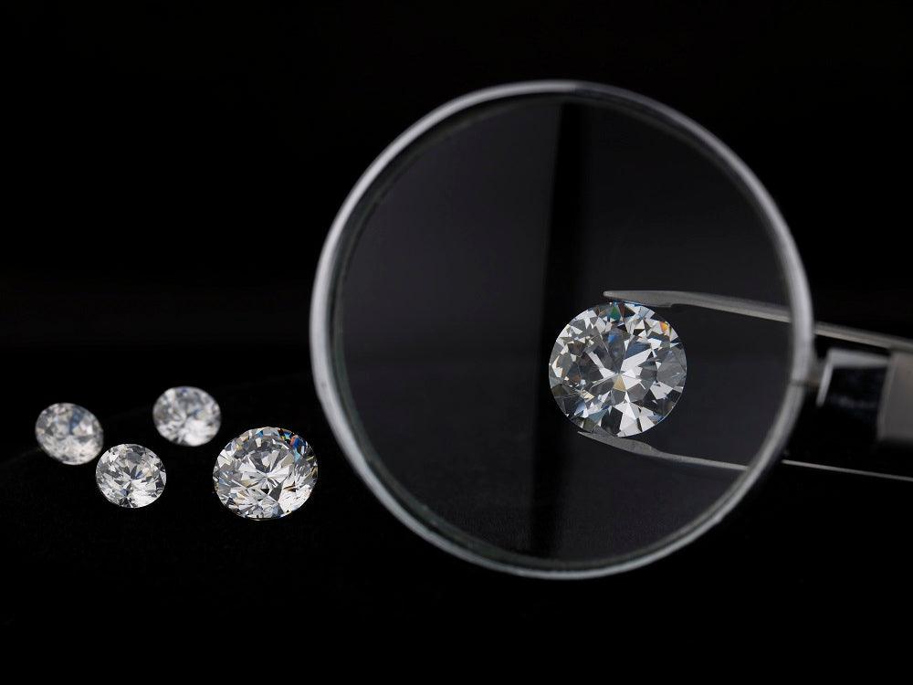 How to Tell If a Diamond is a Genuine Diamond? — New World Diamonds